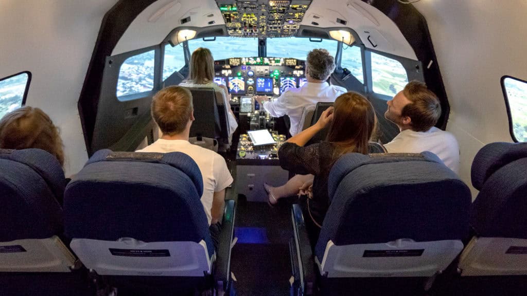Boeing 737 Fun Flight (45 min + 15' briefing) - Brussels Flight Simulators