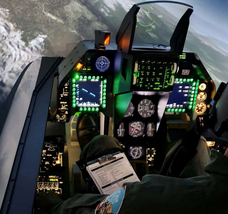 Voucher: F-16 / F-18 Fighter Aircraft - Brussels Flight Simulators